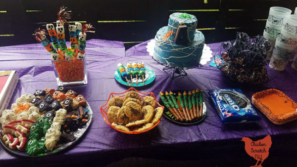 Halloween Spider Party - Decorations, Food & Entertainment